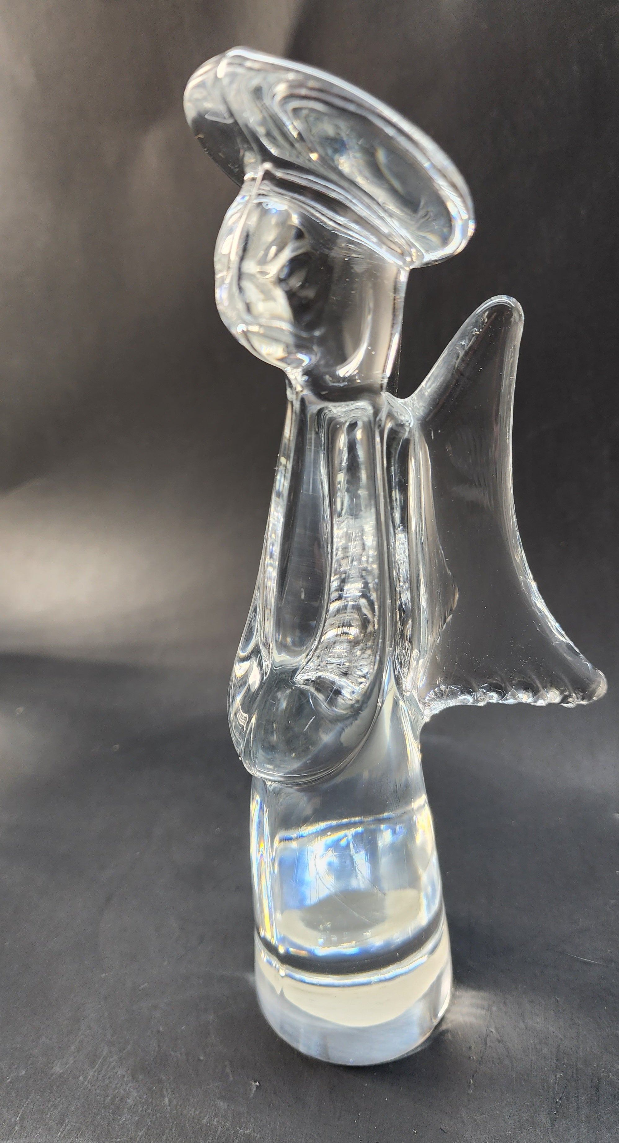 Art angel sculpture Japan – O'Rourke Crystal Awards & Gifts