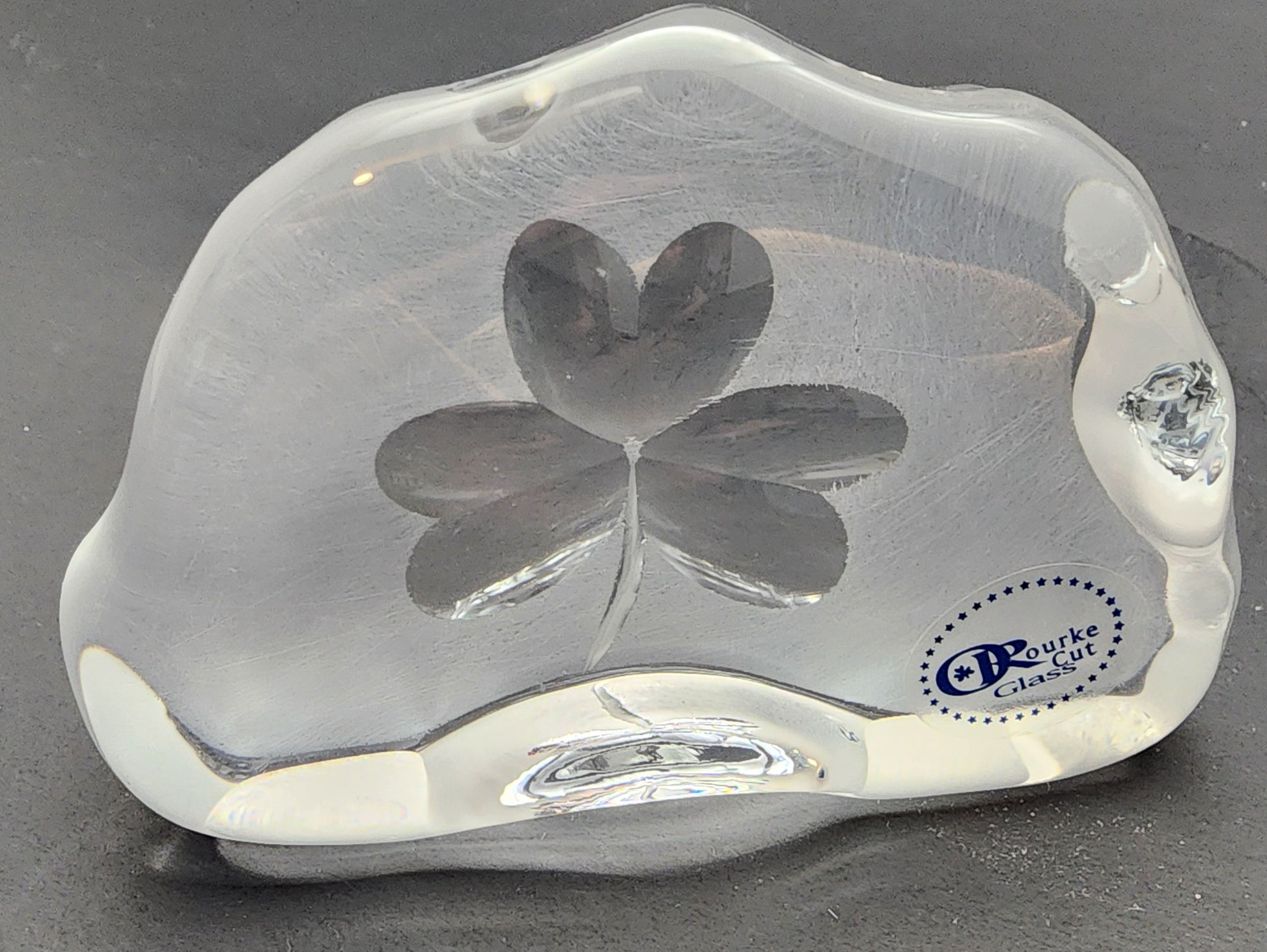 Hand cut glass shamrock paperweight, 24% lead crystal Great gift – O ...
